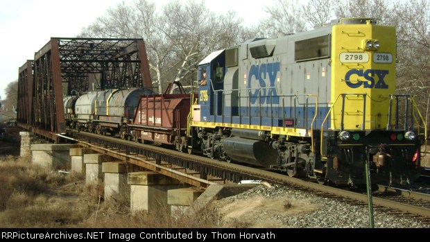 C]X MA80 is eastbound with 11 coilcars over CR's SA Lehigh Line